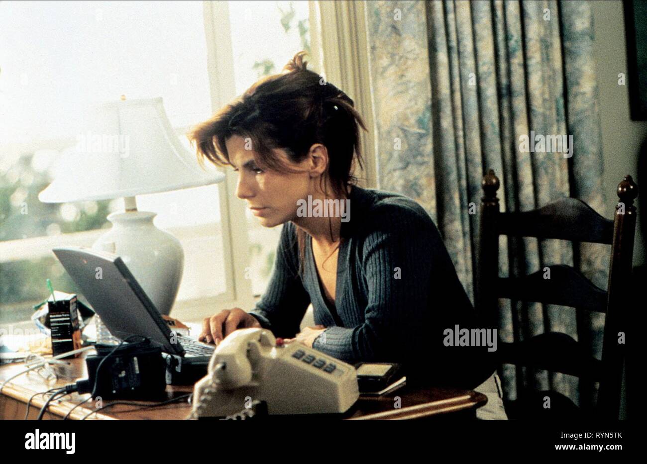 The Net 1995 Sandra Bullock High Resolution Stock Photography and ...