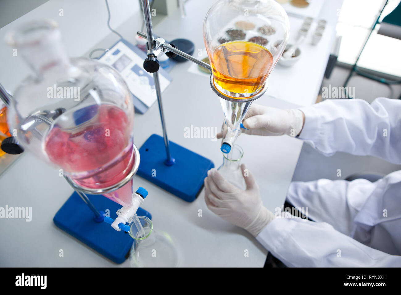 Extractions hi-res stock photography and images - Alamy