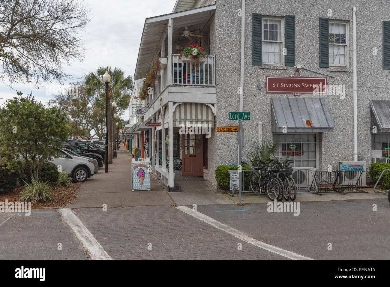 Streets of st simons georgia hi-res stock photography and images - Alamy