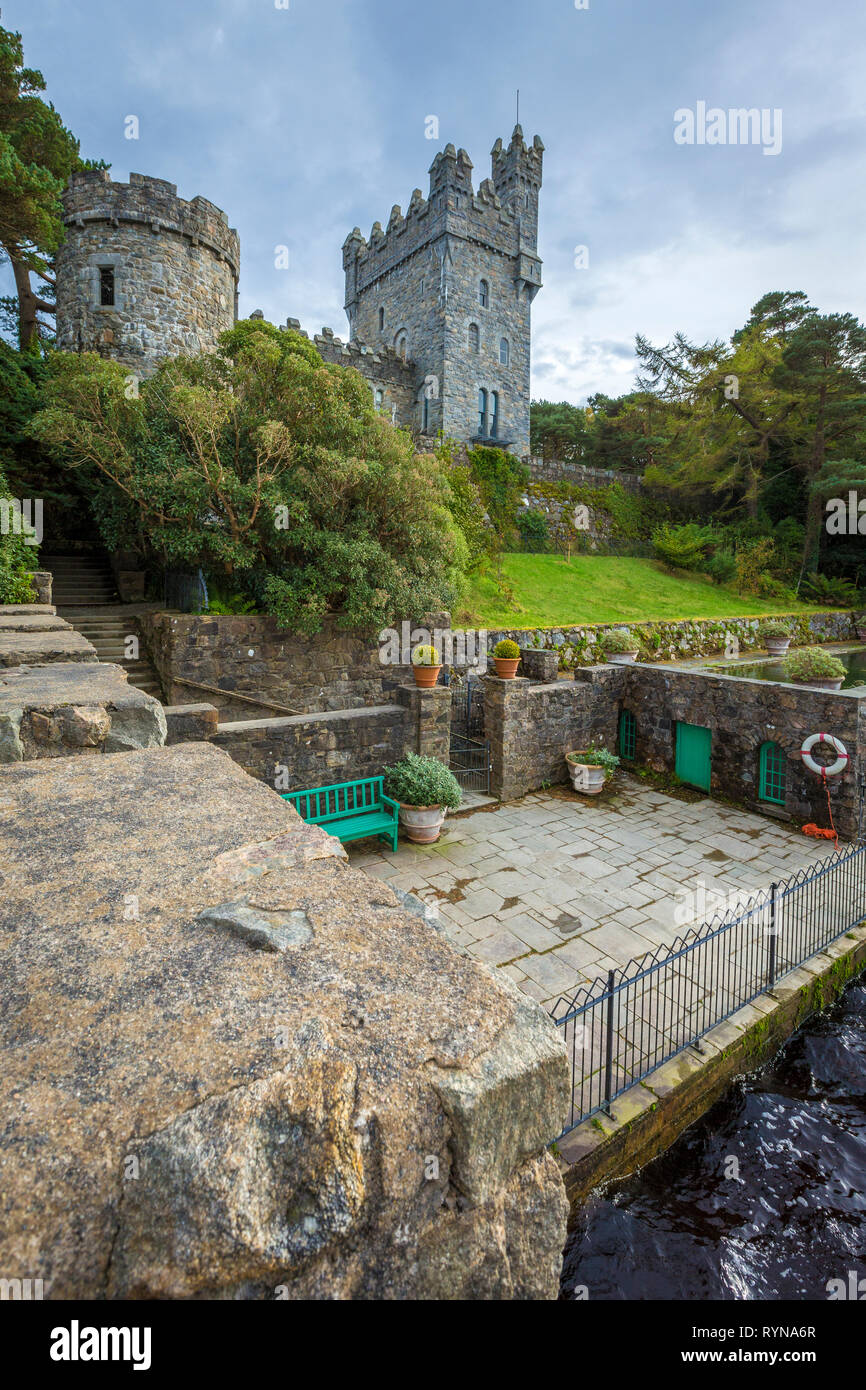 Beagh castle hi-res stock photography and images - Alamy