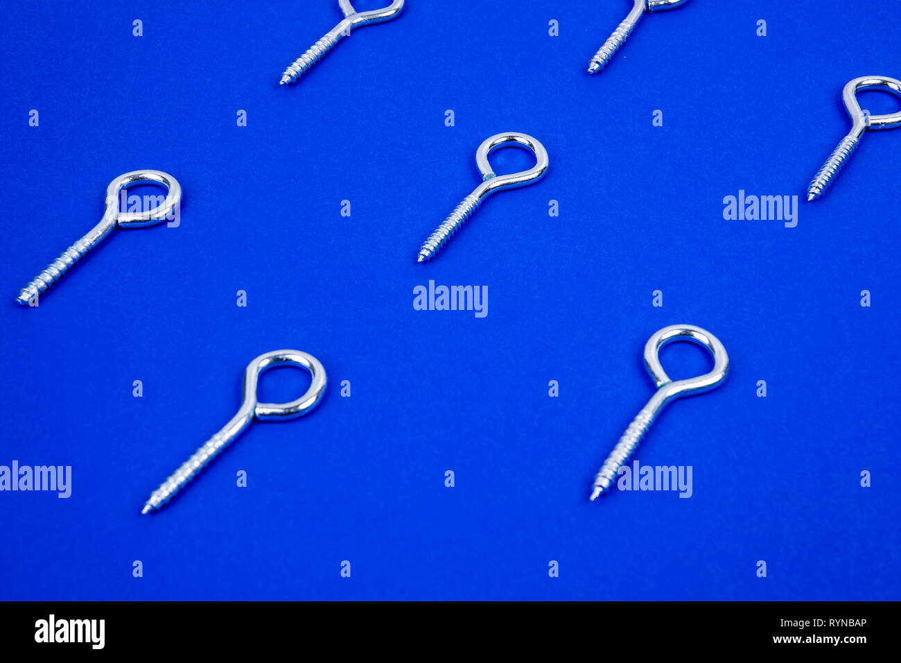 Pattern of hook screws Stock Photo - Alamy