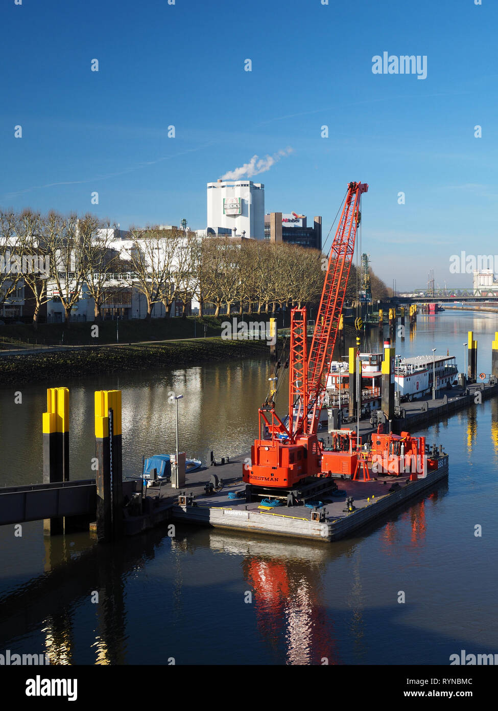 Harbor floating equipment hi-res stock photography and images - Alamy
