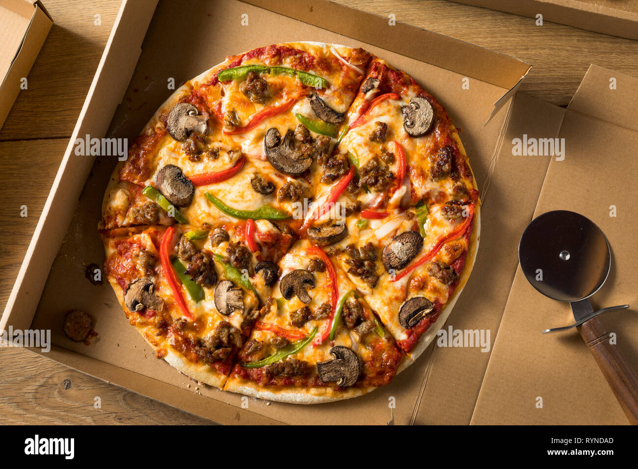 Take Out Pizza in a Box Ready to Eat Stock Photo - Alamy