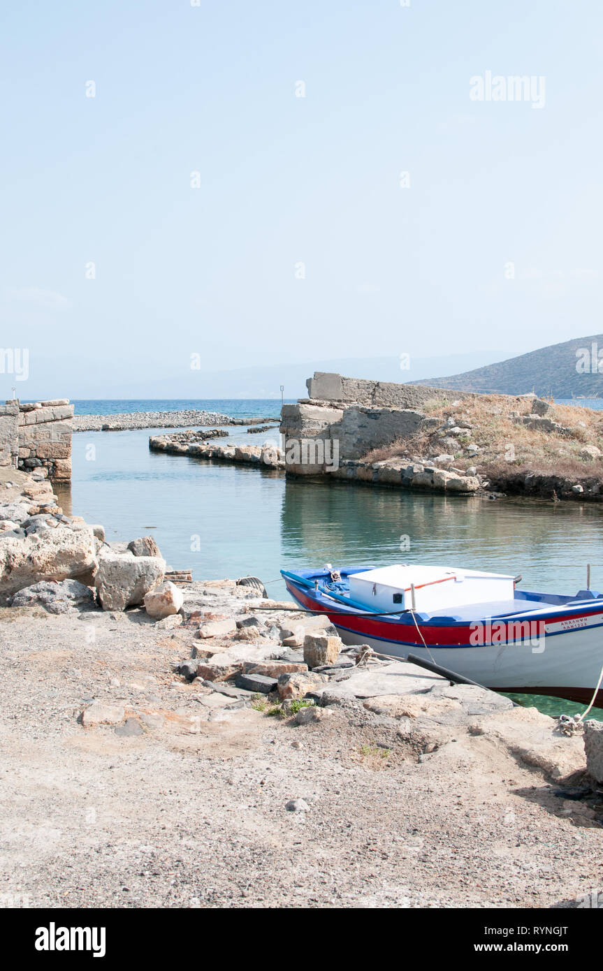 Crete greece canal boat hi-res stock photography and images - Alamy
