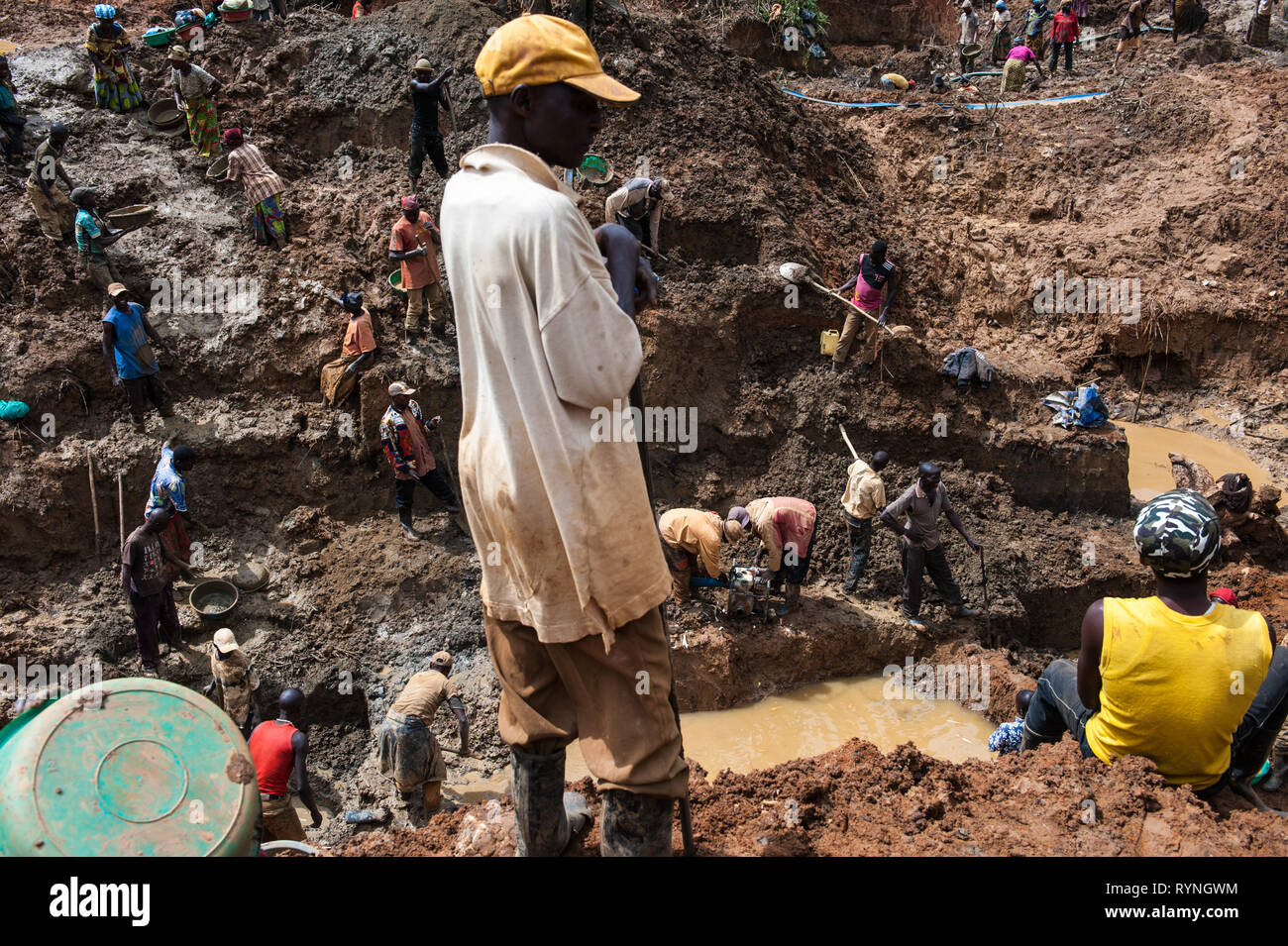 Conflict gold congo hi-res stock photography and images - Alamy