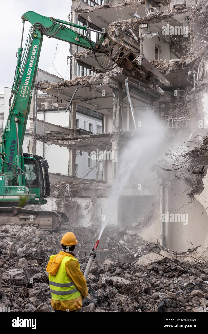 Real work hi-res stock photography and images - Alamy