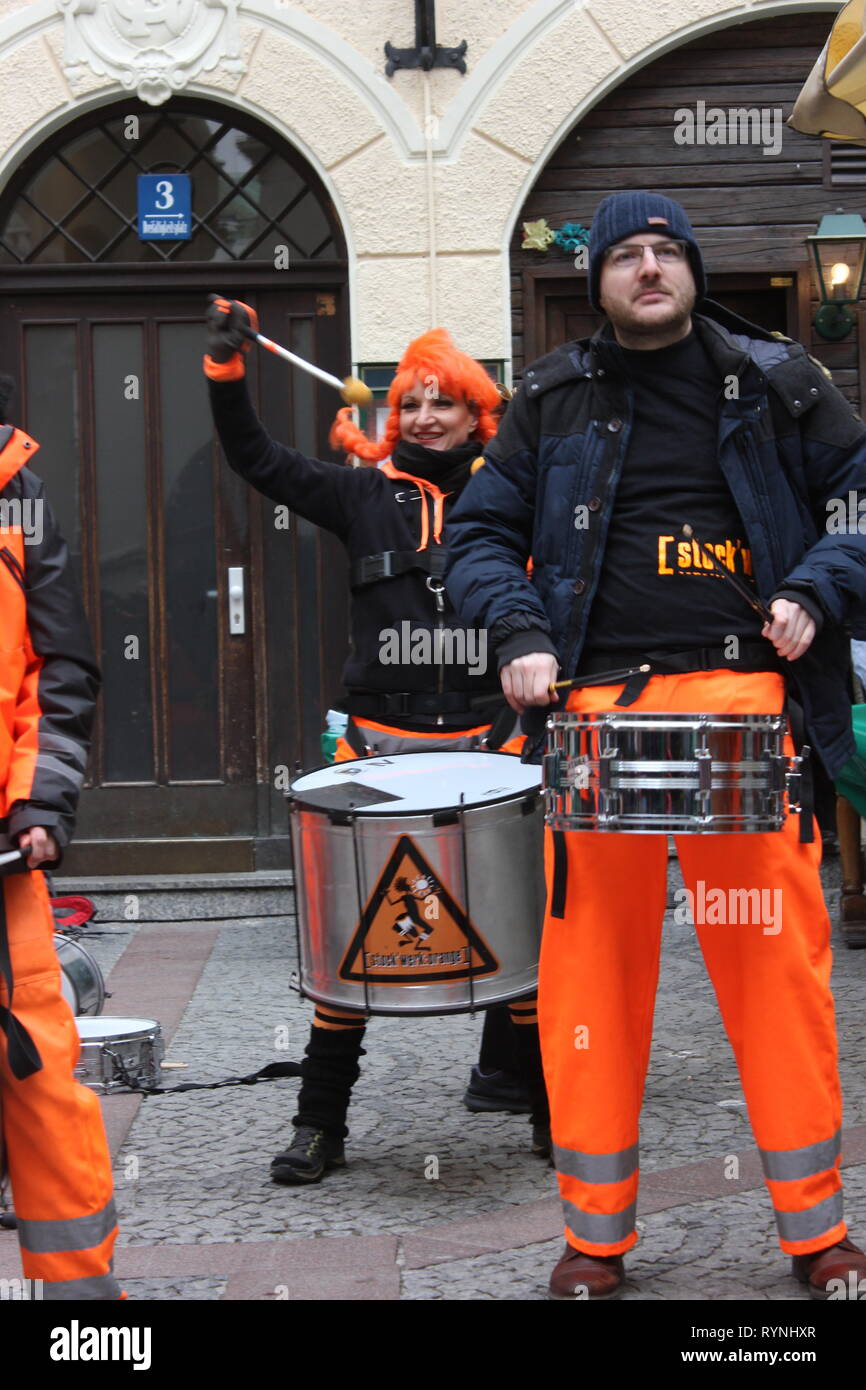 Samba band hi-res stock photography and images - Alamy
