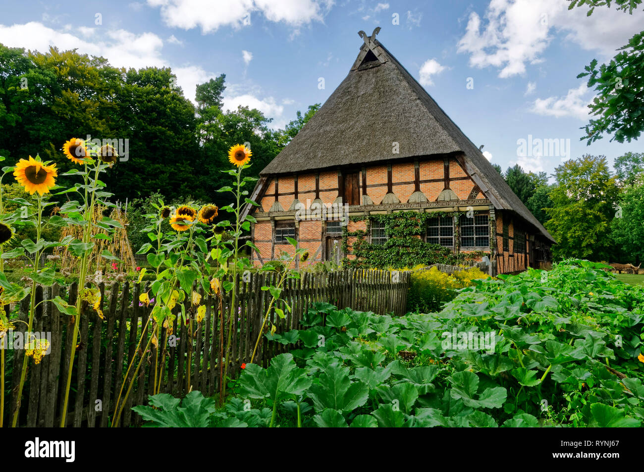 Garden old german farmhouse hi-res stock photography and images - Alamy