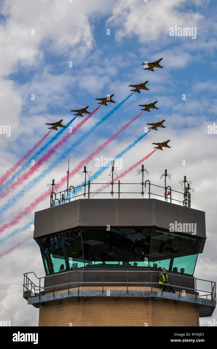 Korean air force traffic hi-res stock photography and images - Alamy