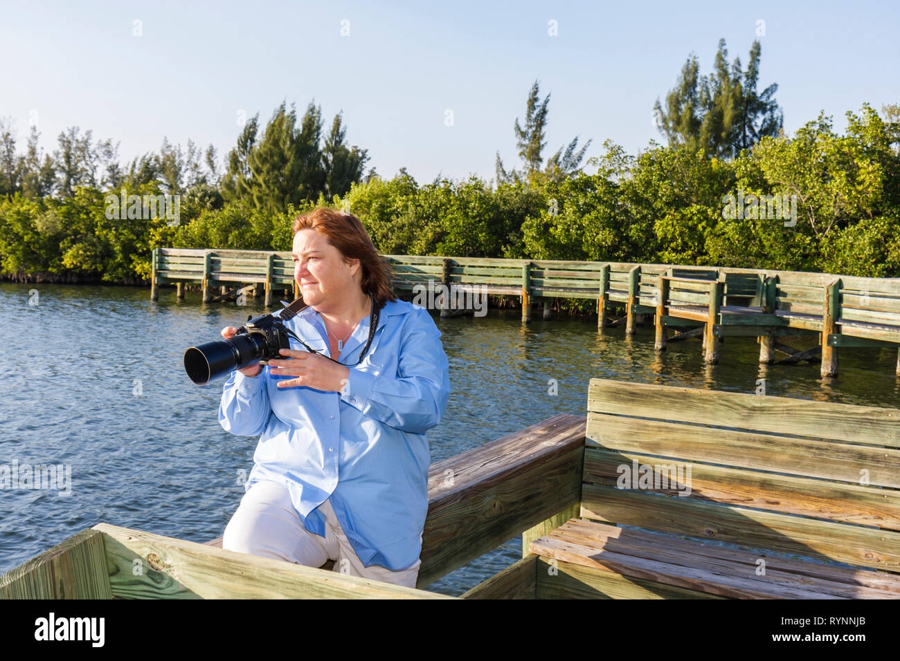 Native american indian woman walk hi-res stock photography and images ...