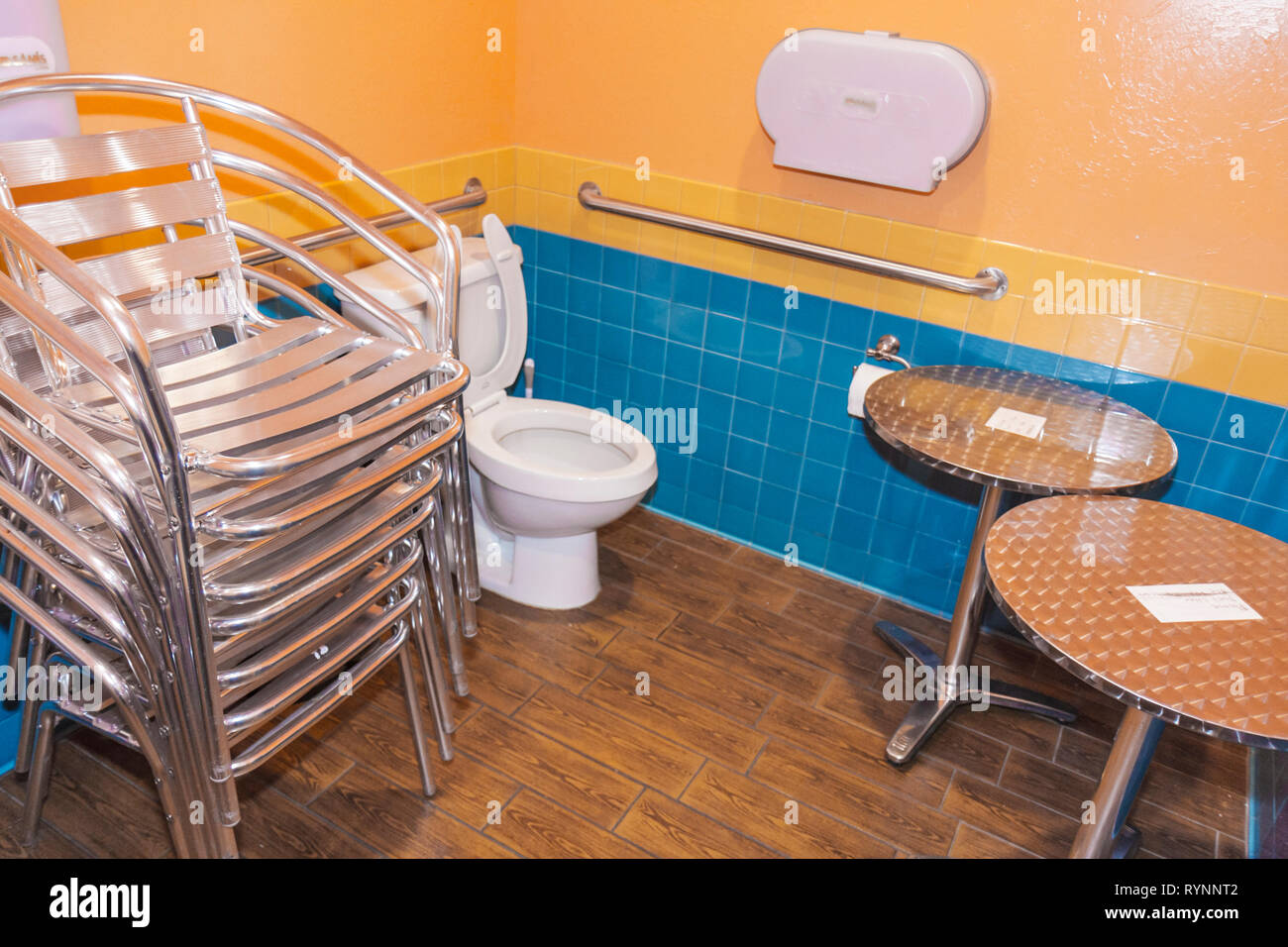 Restroom Cafe Stock Photos & Restroom Cafe Stock Images - Alamy