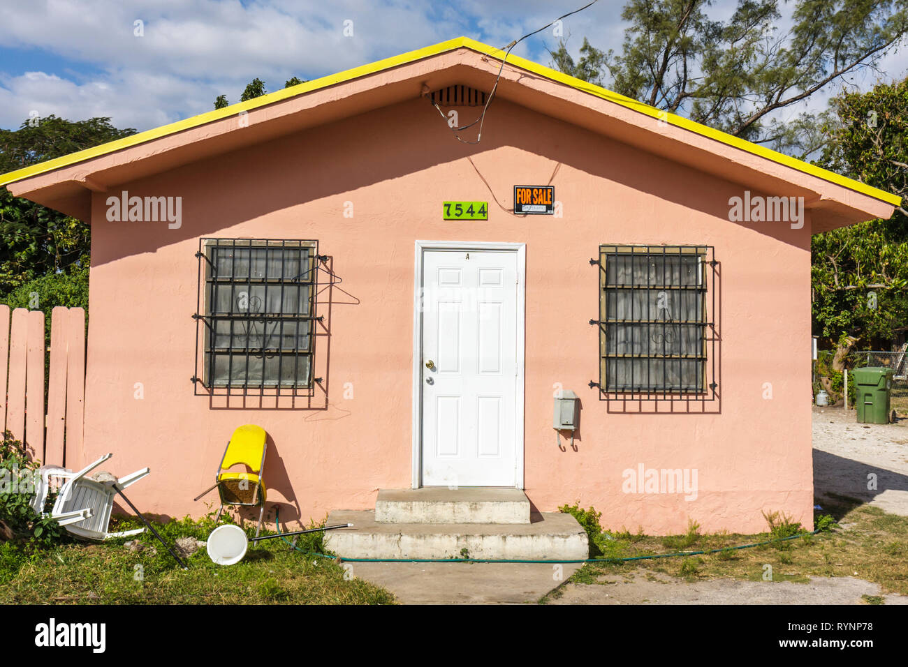 Door Security Bars High Resolution Stock Photography and Images - Alamy
