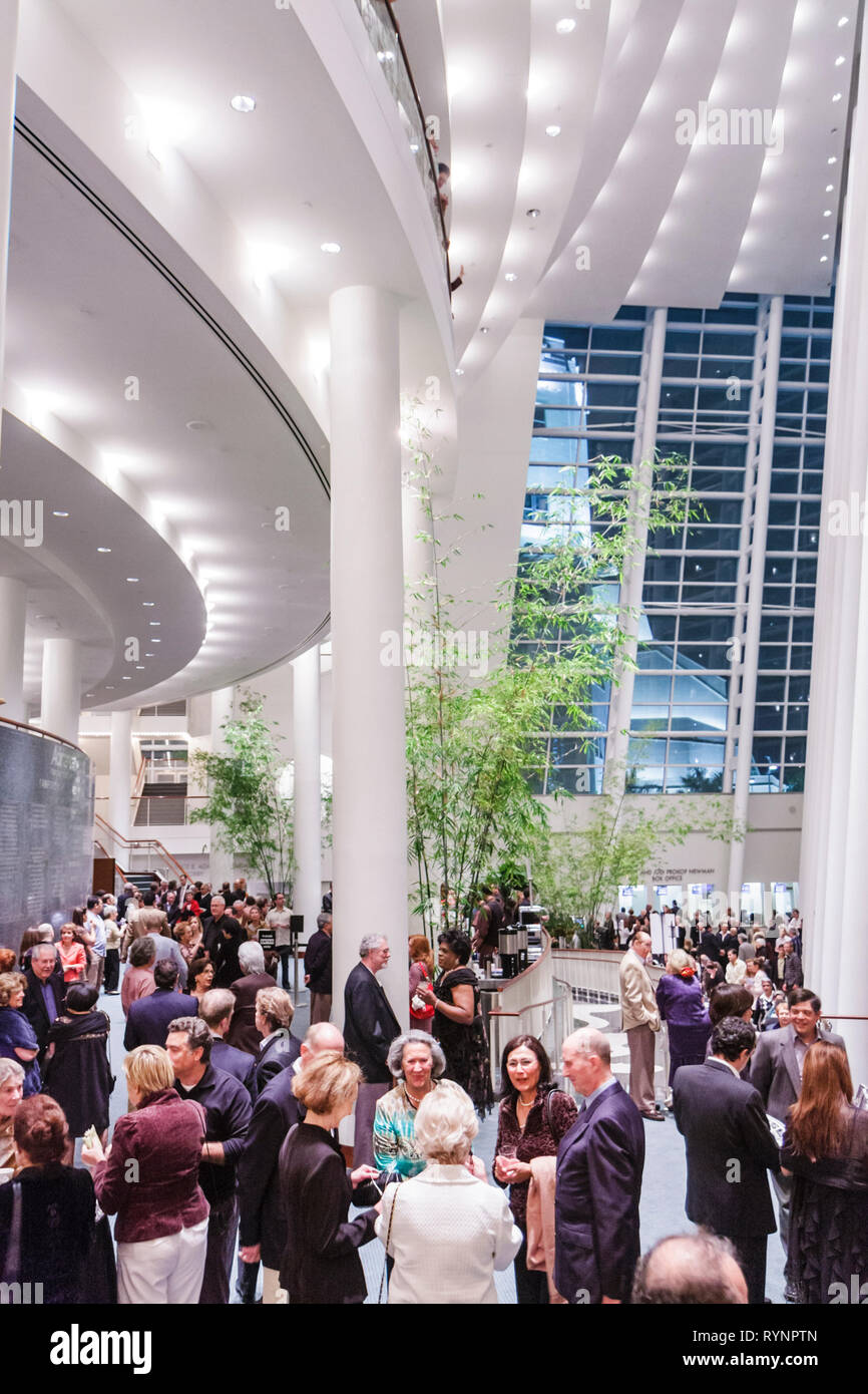 Man tourist design architecture hi-res stock photography and images - Alamy