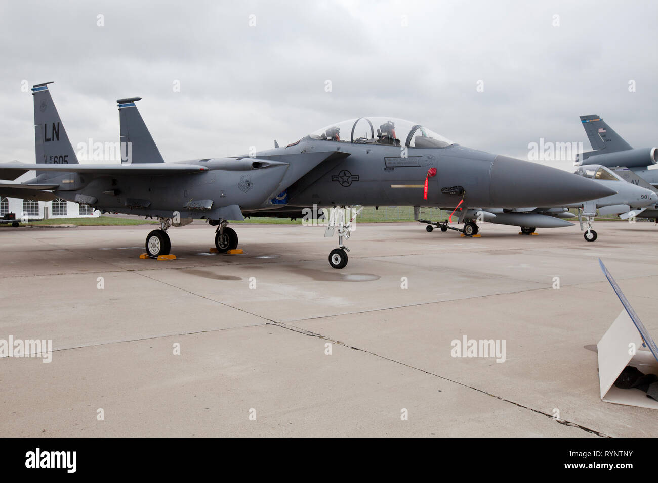 F15 aircraft hi-res stock photography and images - Alamy