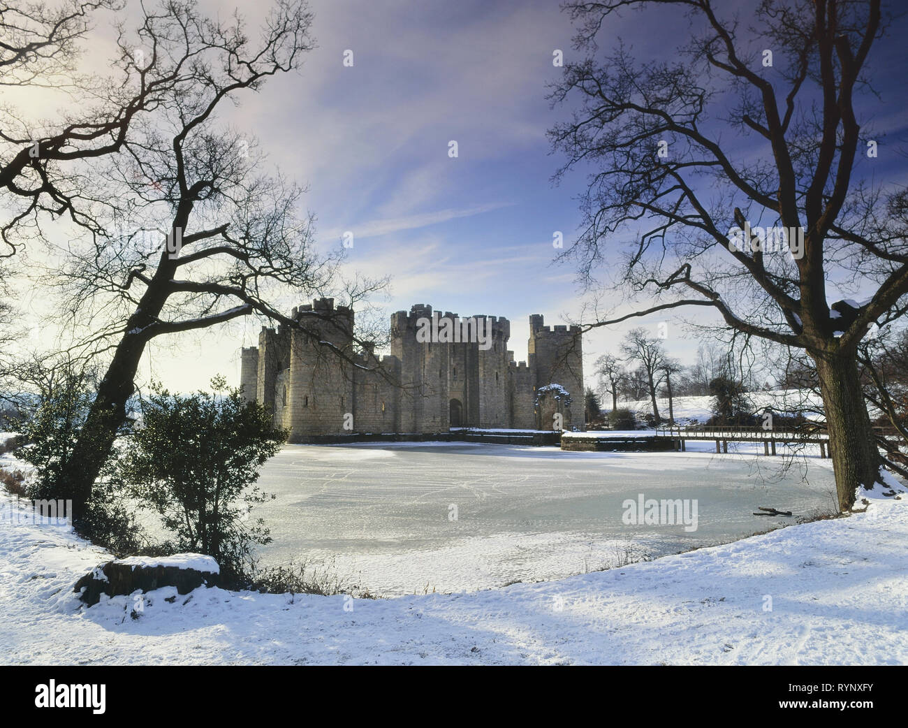 Bodiam castle fort moat hi-res stock photography and images - Alamy