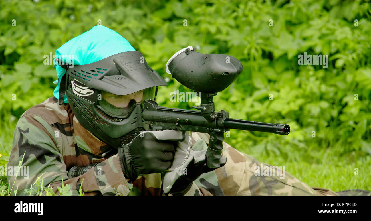 Paintball games hi-res stock photography and images - Alamy