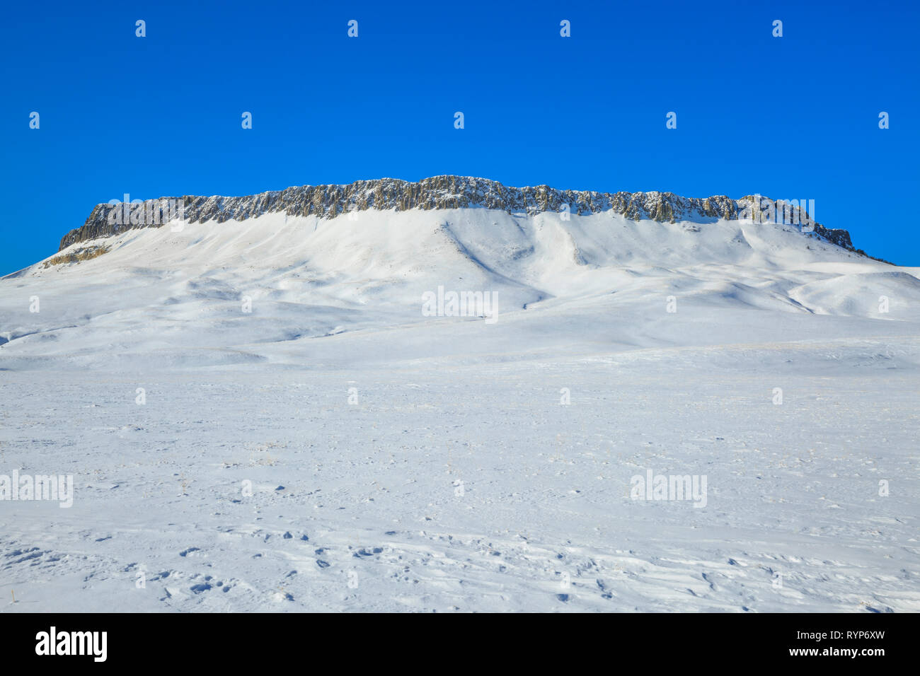 Crown of snow hi-res stock photography and images - Alamy