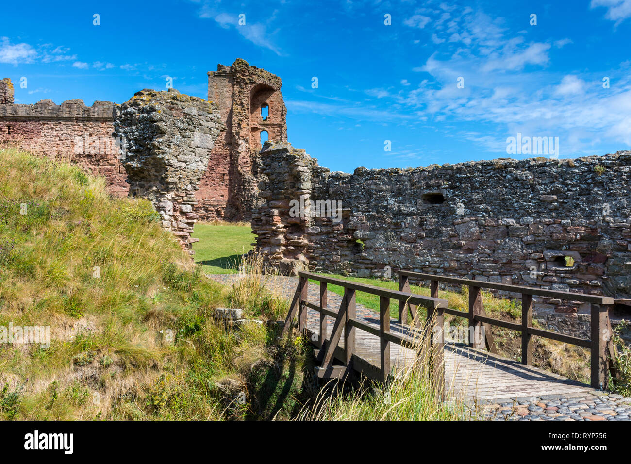 The east gate bridge hi-res stock photography and images - Alamy