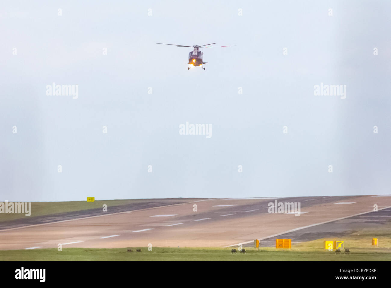 Prince edward royal helicopter hi-res stock photography and images - Alamy