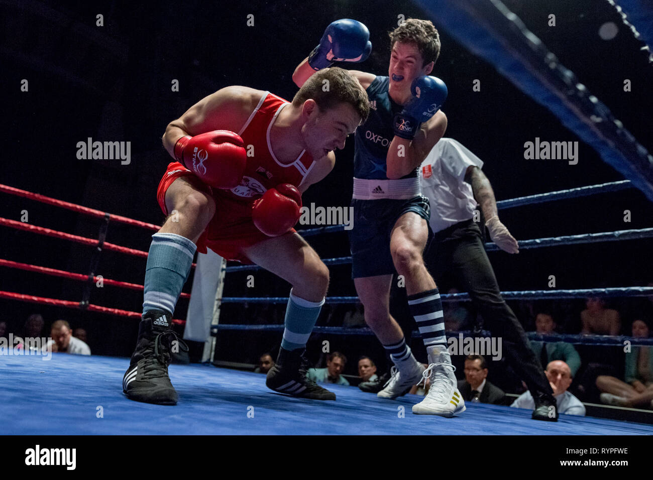 Cambridge, UK. 9th March 2019. Oxford vs Cambridge 112th Varsity Boxing ...