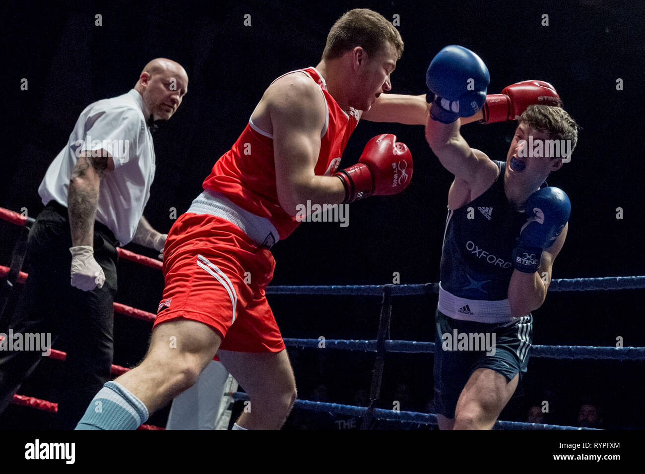 Cambridge, UK. 9th March 2019. Oxford vs Cambridge 112th Varsity Boxing ...