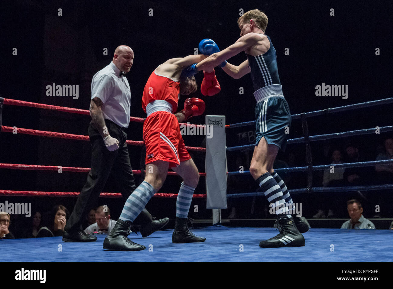 Cambridge, UK. 9th March 2019. Oxford vs Cambridge 112th Varsity Boxing ...