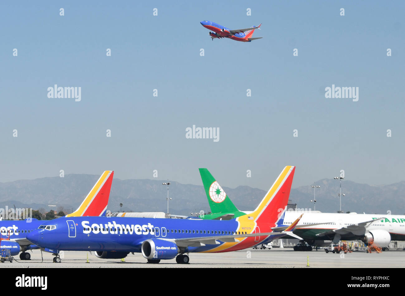 Grounded boeing fleet max aircraft hi-res stock photography and images ...