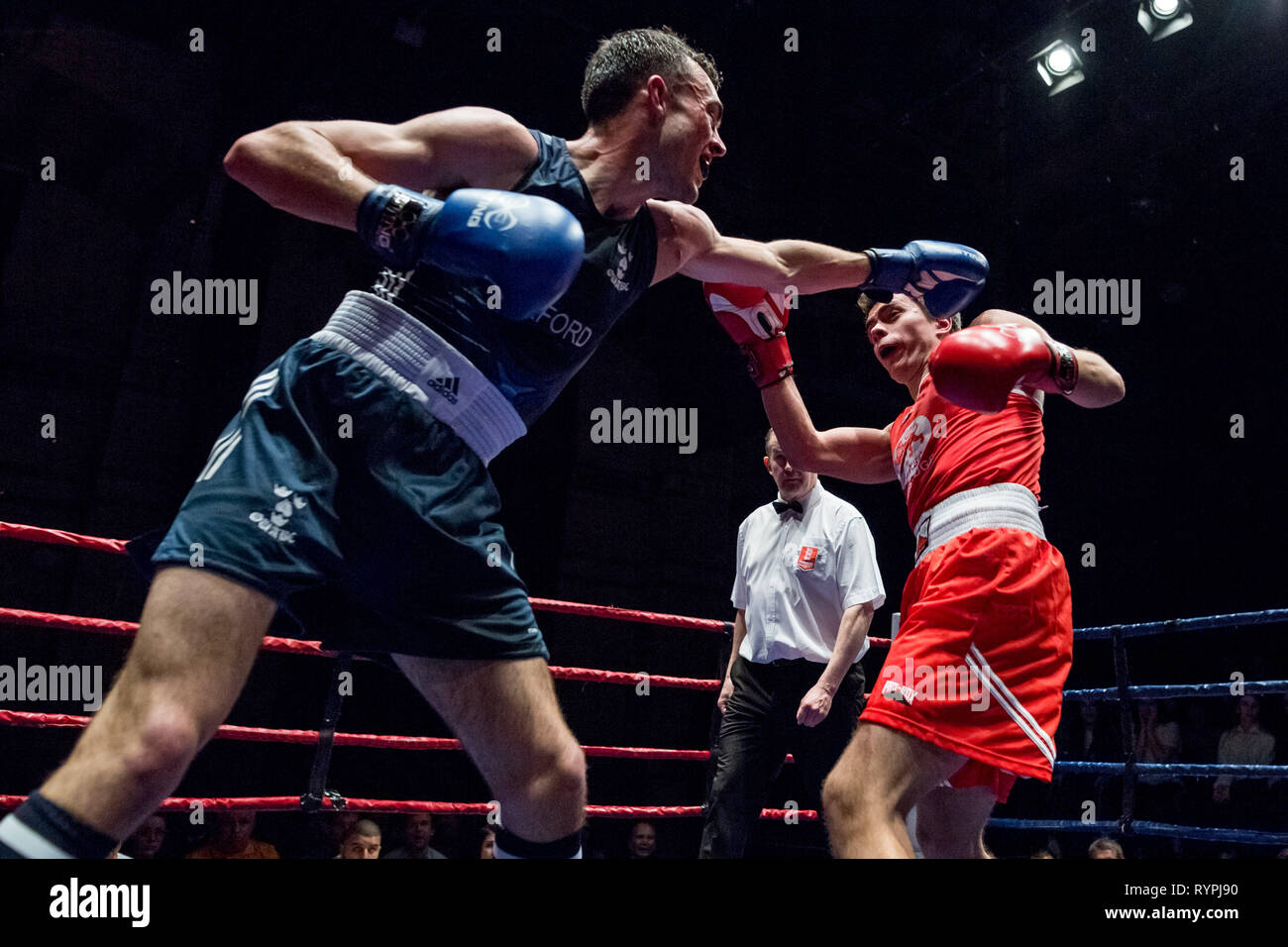 Cambridge university amateur boxing club hi-res stock photography and ...