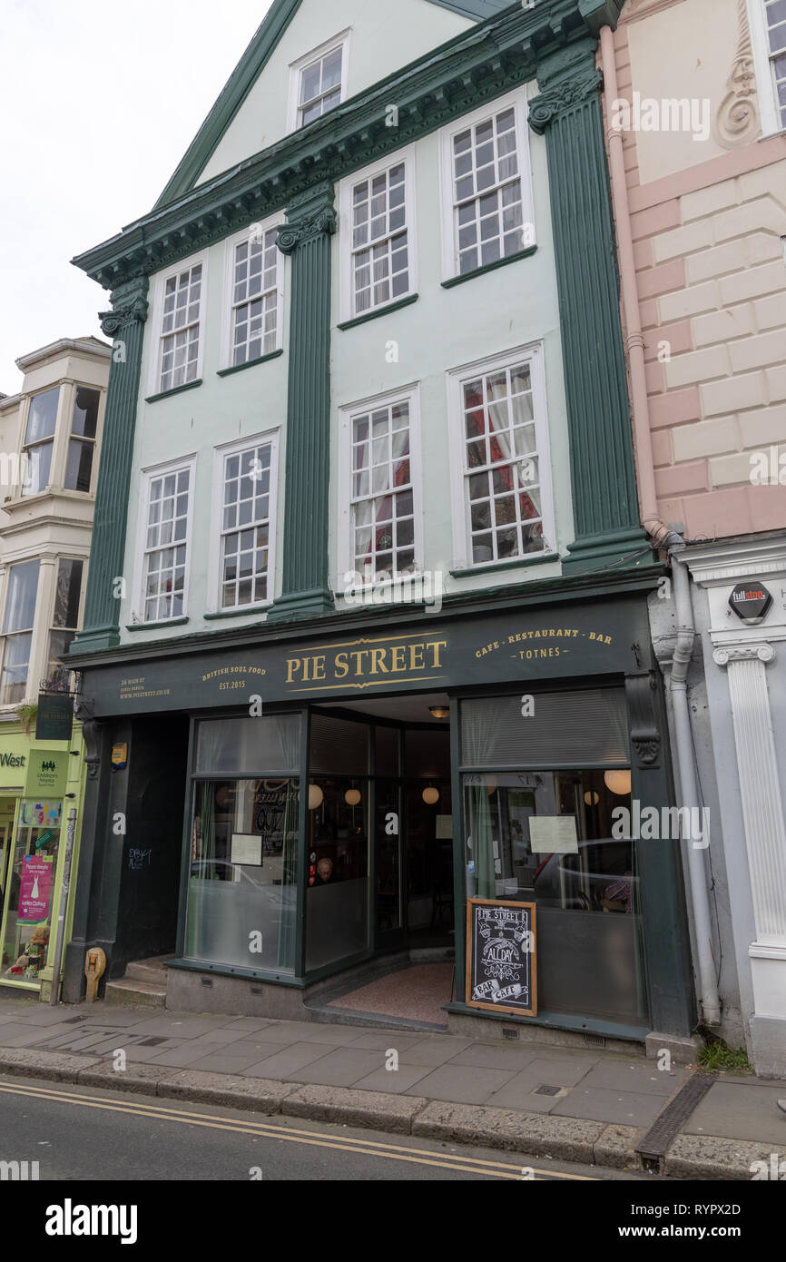 Pie street hi-res stock photography and images - Alamy