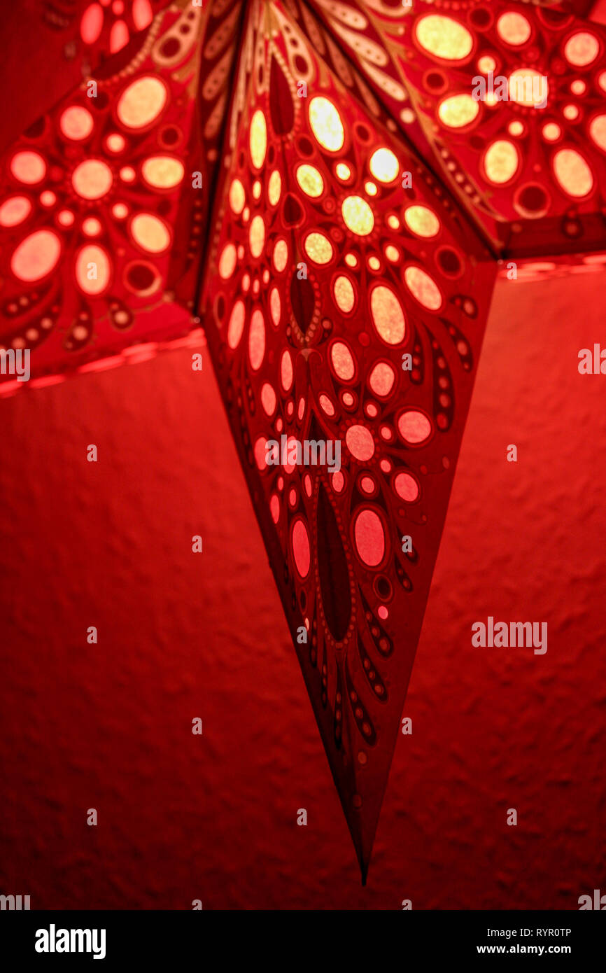 shining red Christmas Star lantern Stock Photo - Alamy