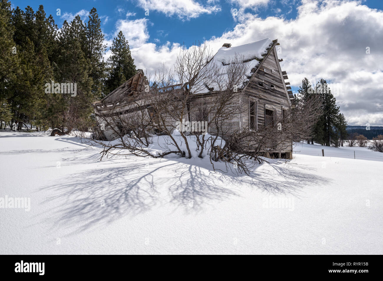 The collapsed house hi-res stock photography and images - Alamy