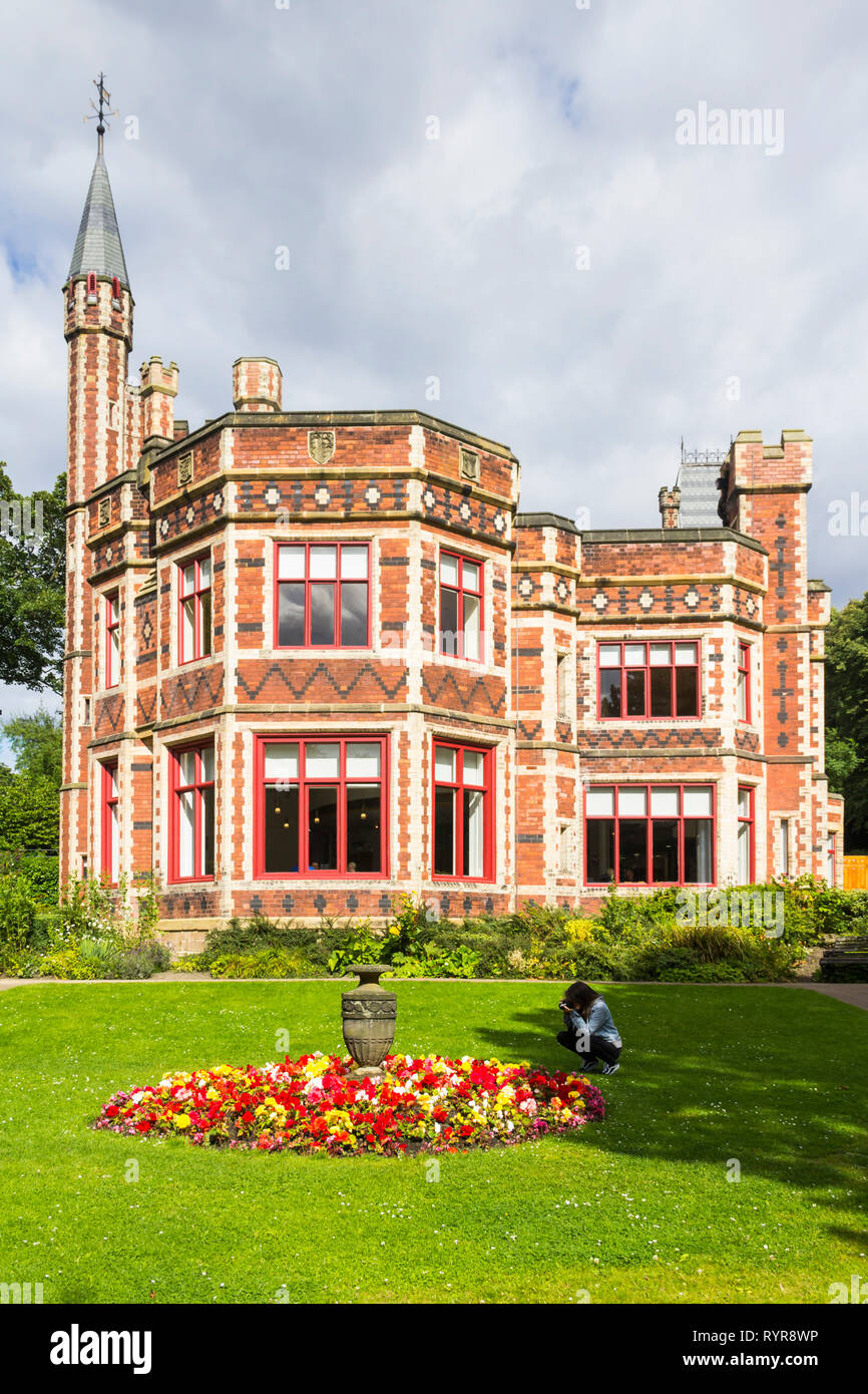 Formal gardens at the front of at Saltwell Towers in Saltwell Park ...