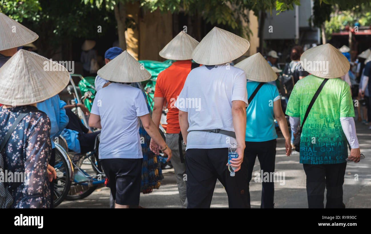 Vietnamese hats hi-res stock photography and images - Alamy