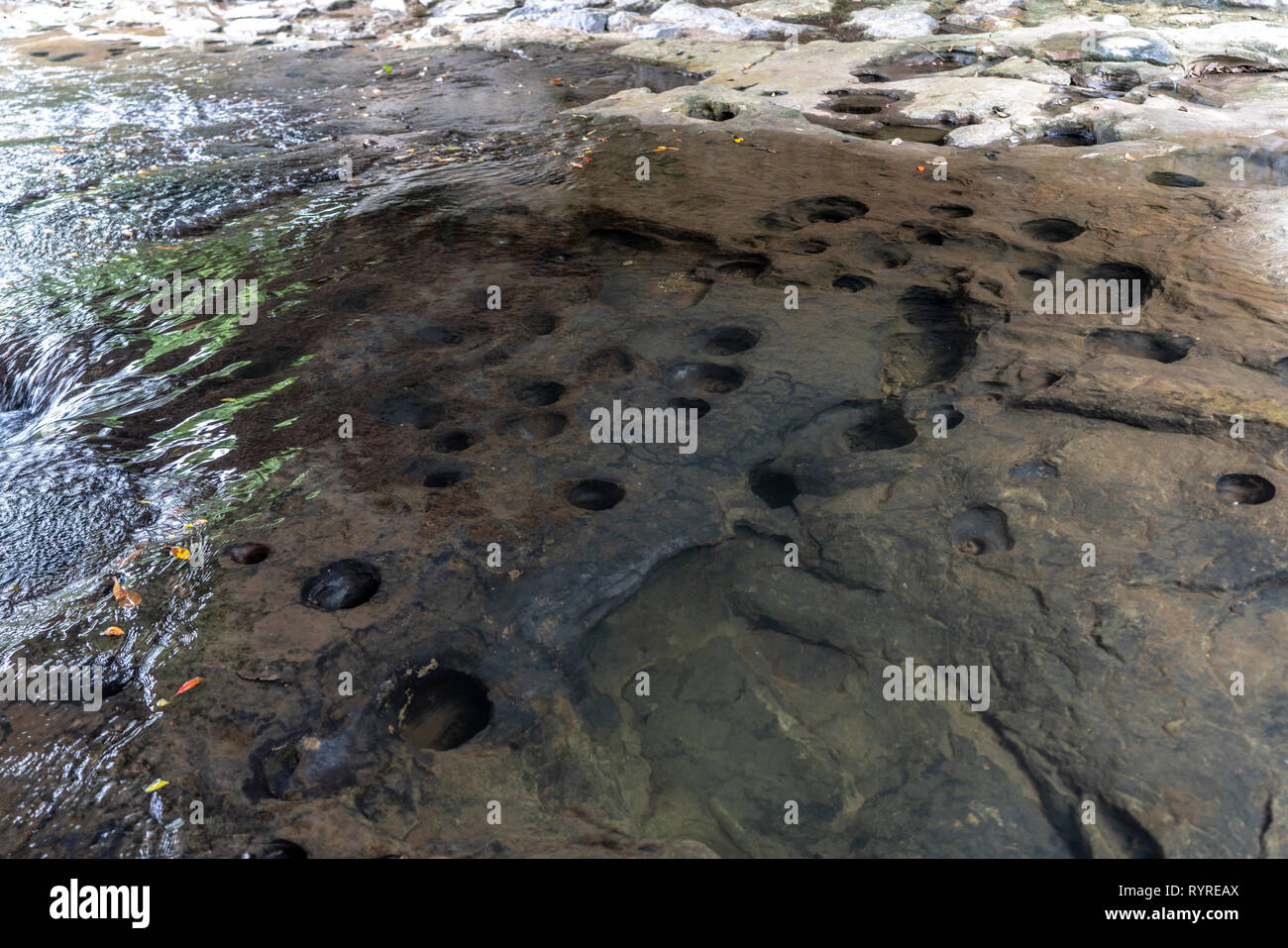 Pot hole sea shore hi-res stock photography and images - Alamy