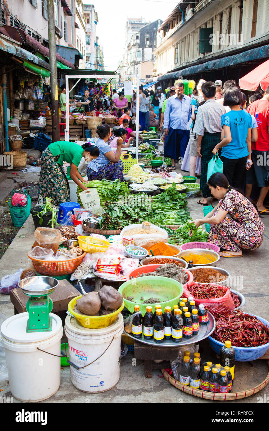 Myanmar economy hi-res stock photography and images - Alamy