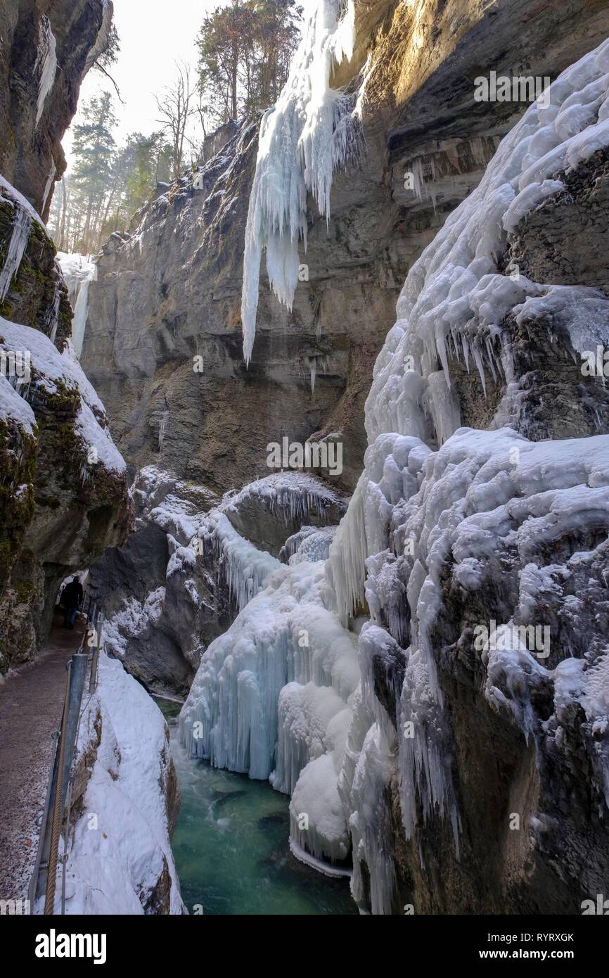Snow, ice, icicles in winter in the Partnach Gorge, Garmisch ...