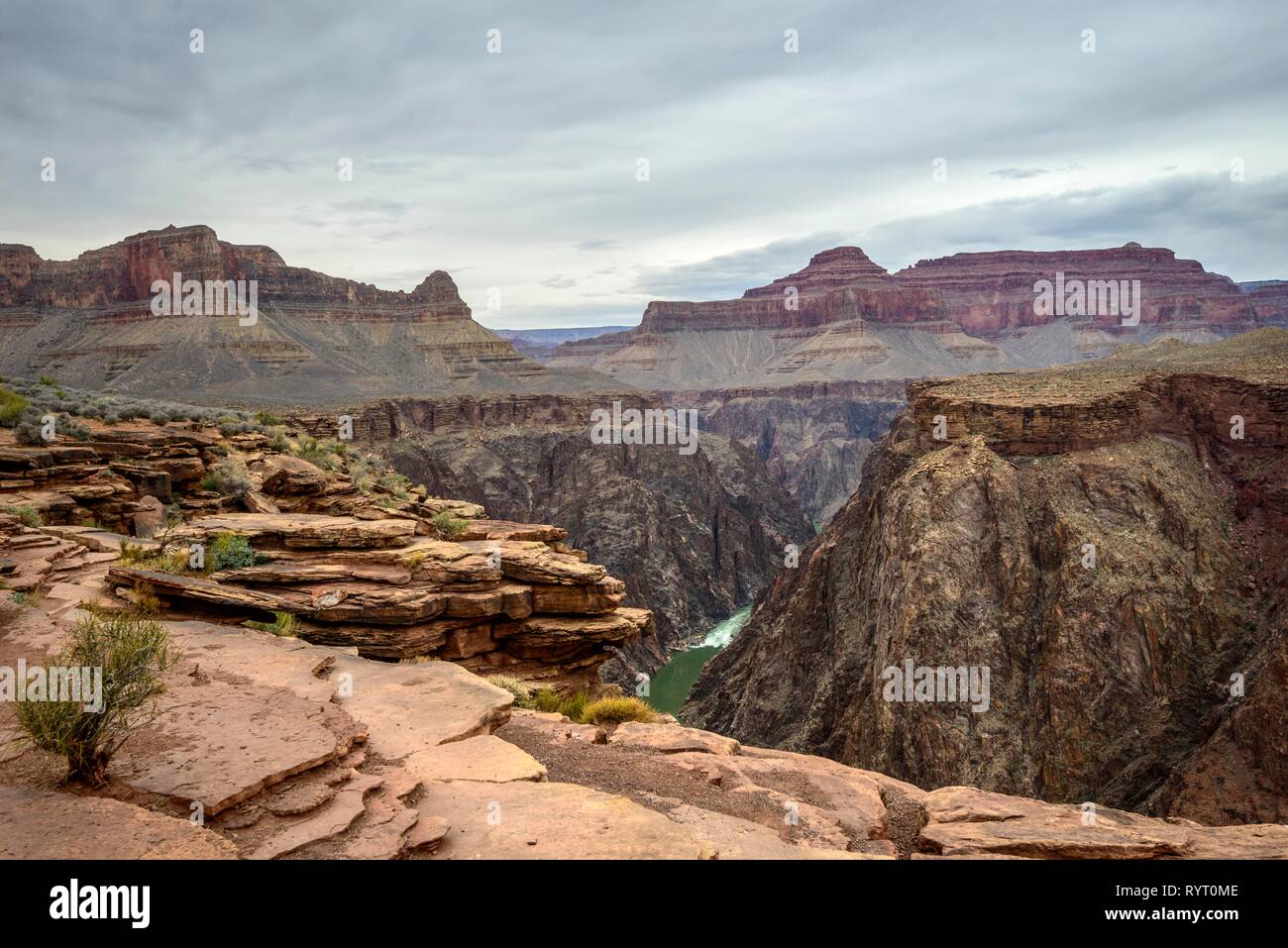 View from Plateau Point in the gorge of the Grand Canyon to the ...