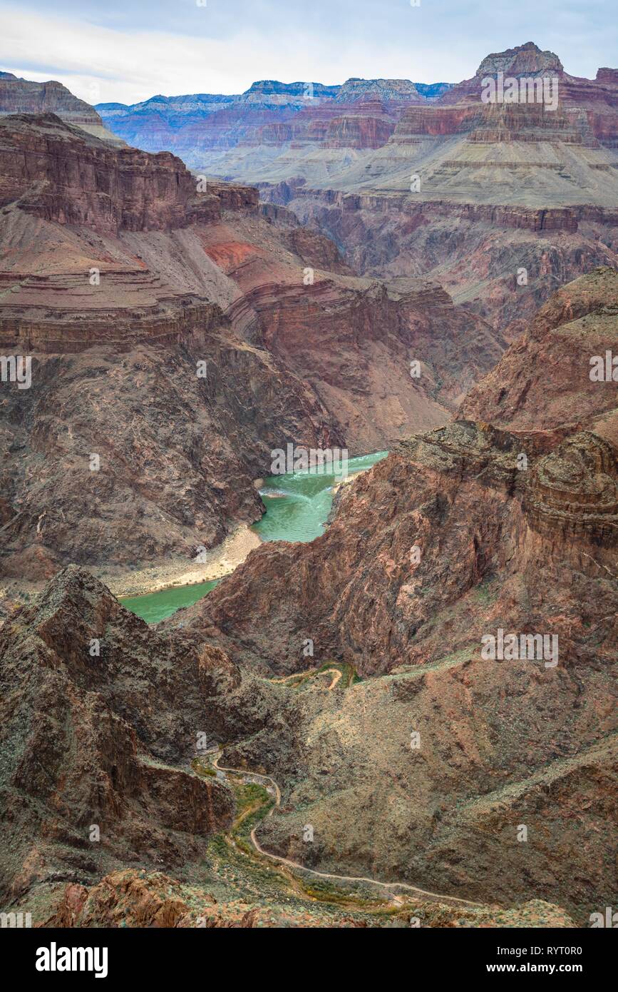 View from Plateau Point in the gorge of the Grand Canyon to the ...