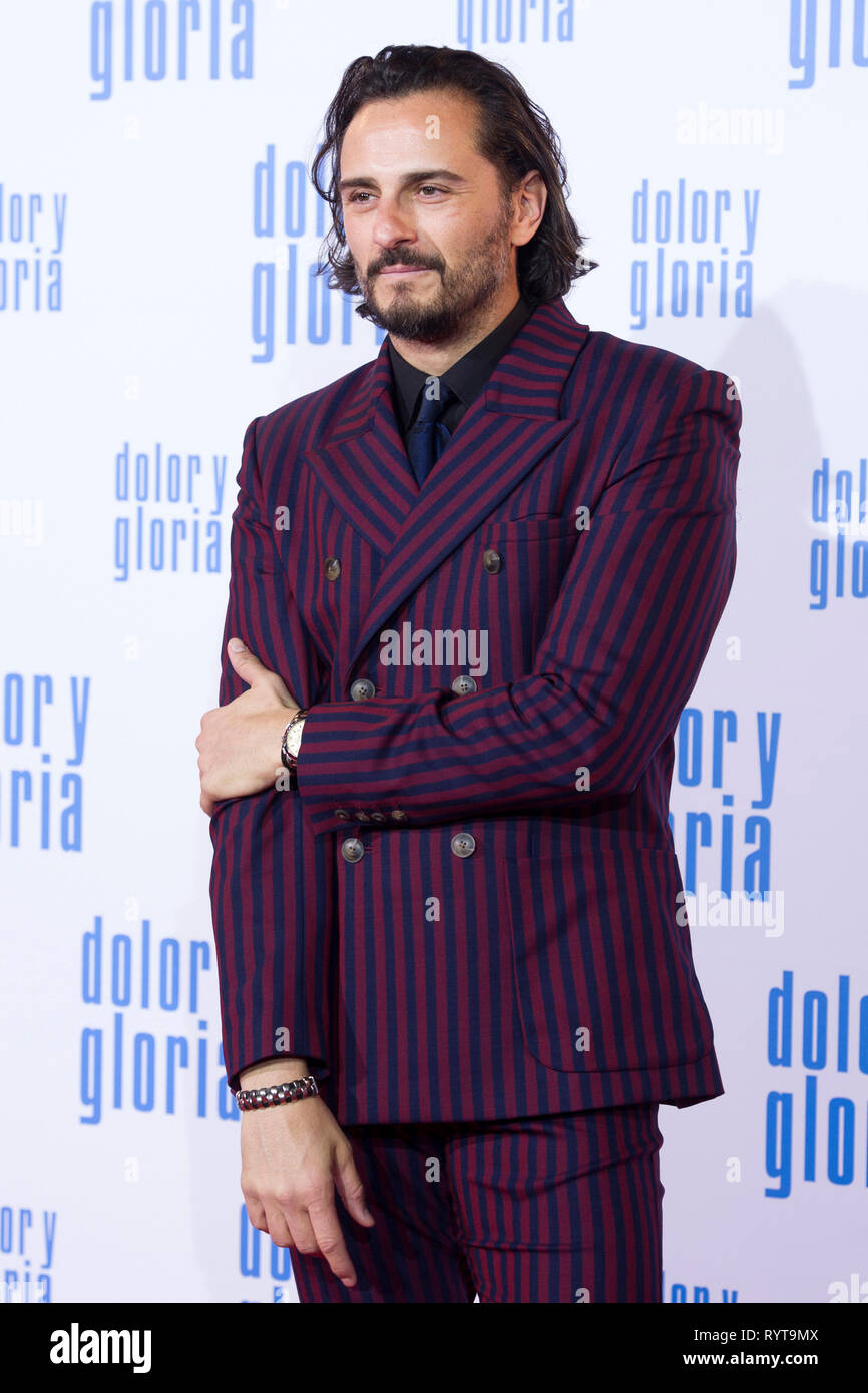 Axier Etxeandia at the premiere of the movie 'Dolor y gloria / Pain ...