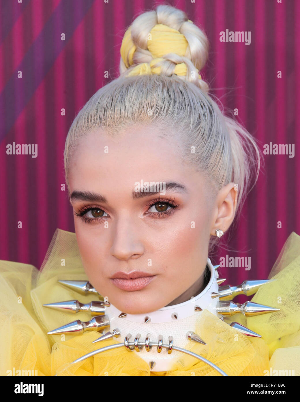 LOS ANGELES, CA, USA - MARCH 14: Singer Poppy (Moriah Rose Pereira ...