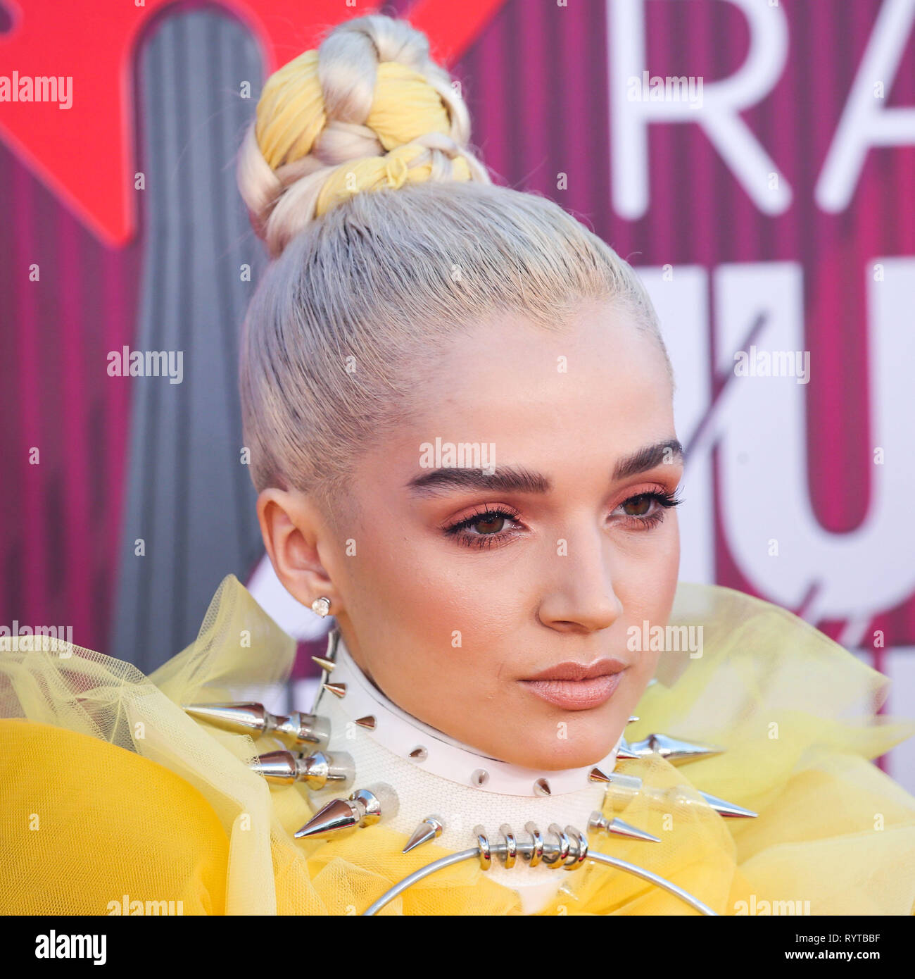 LOS ANGELES, CA, USA - MARCH 14: Singer Poppy (Moriah Rose Pereira ...