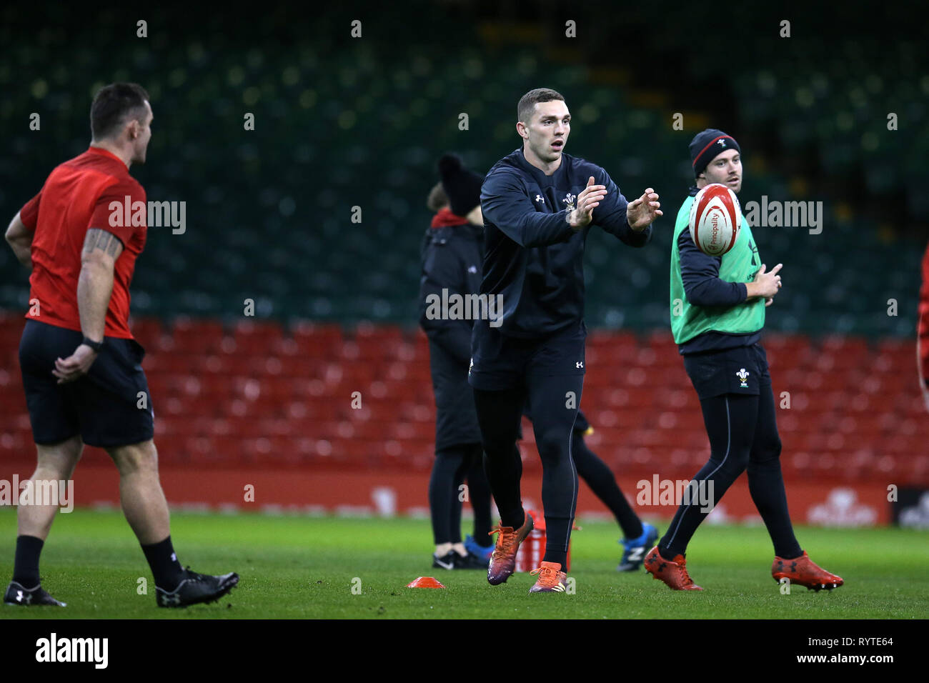 Cardiff, Wales, UK. 15th March, 2019. George North of Wales in action ...