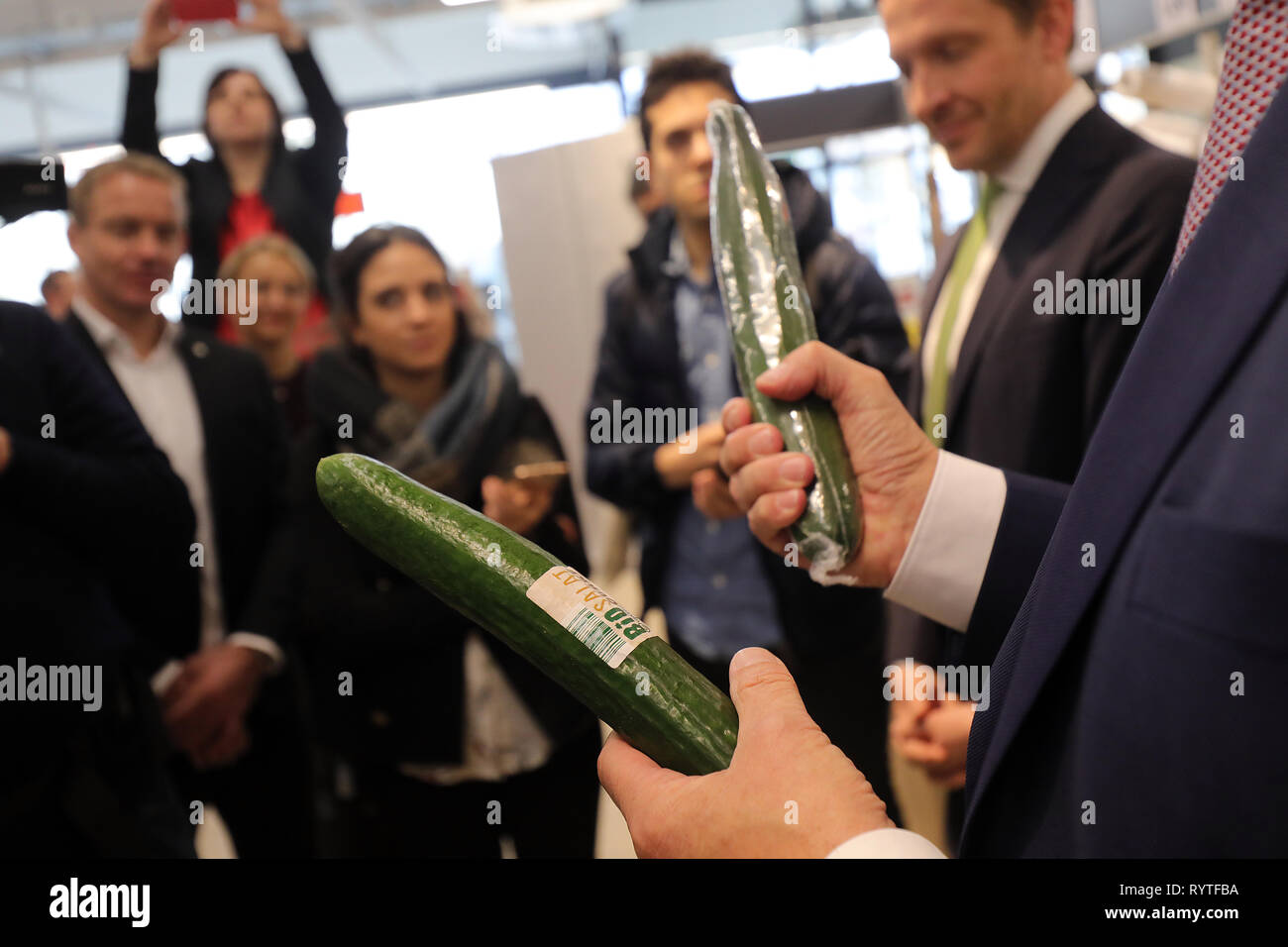 Lidl cucumbers hi-res stock photography and images - Alamy