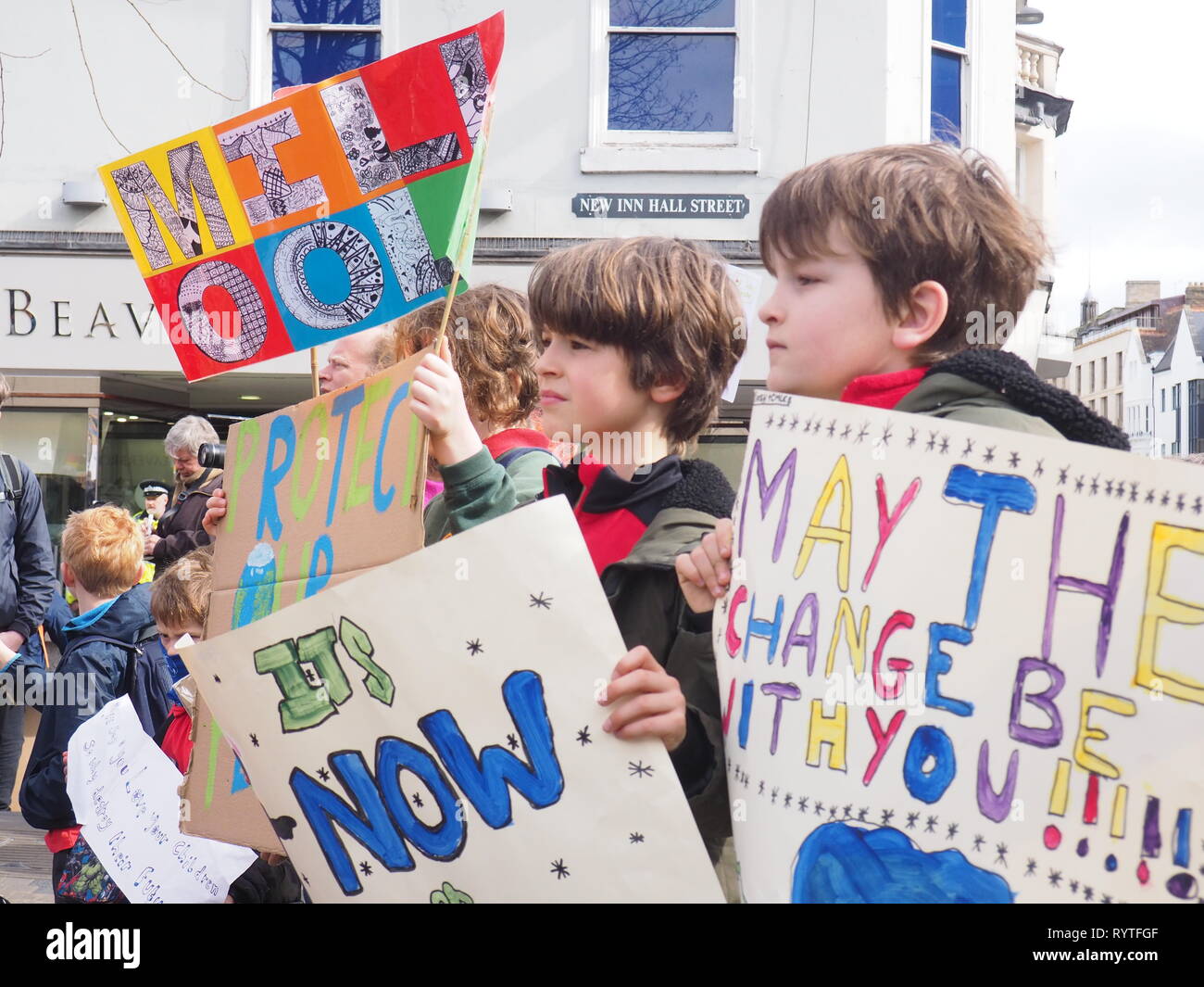 Climate change slogans hi-res stock photography and images - Alamy
