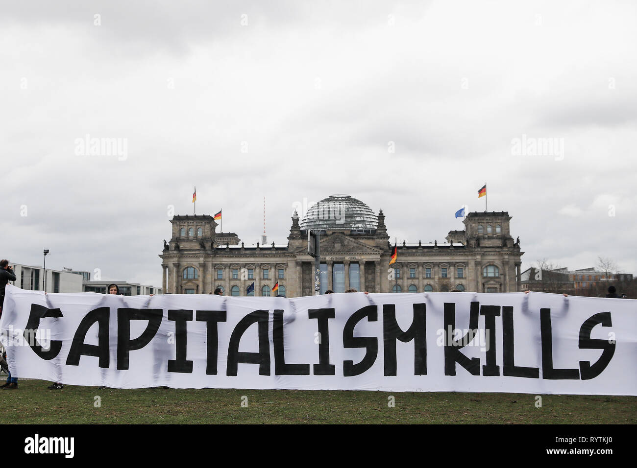 In the countries of capitalism hi-res stock photography and images - Alamy