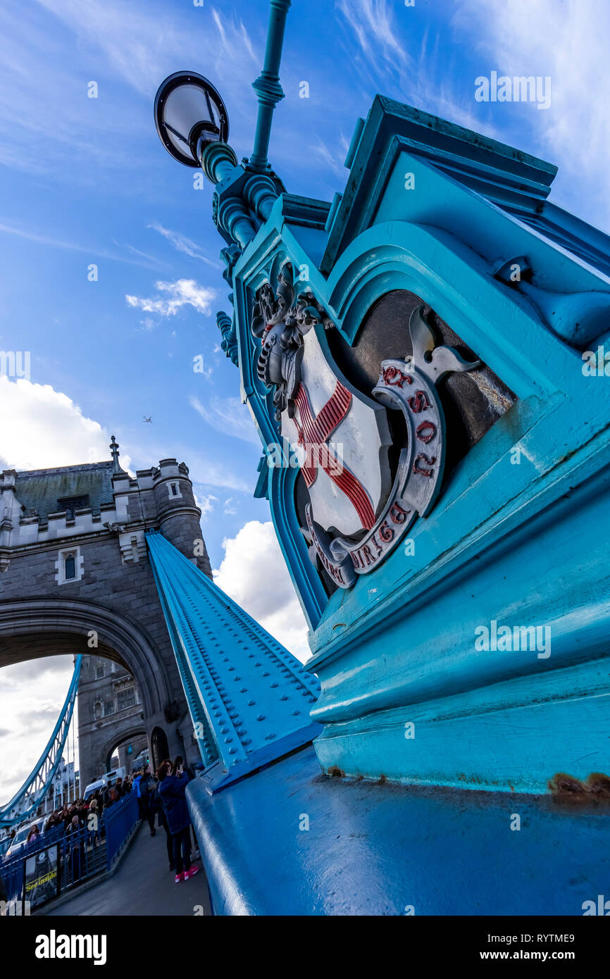 London's iconic Tower Bridge across the River Thames Stock Photo - Alamy