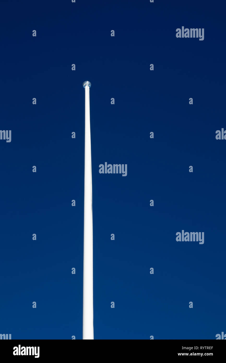 Empty flagpole hi-res stock photography and images - Alamy