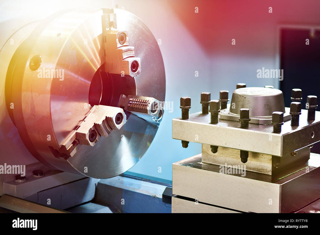 Metal lathe hi-res stock photography and images - Alamy