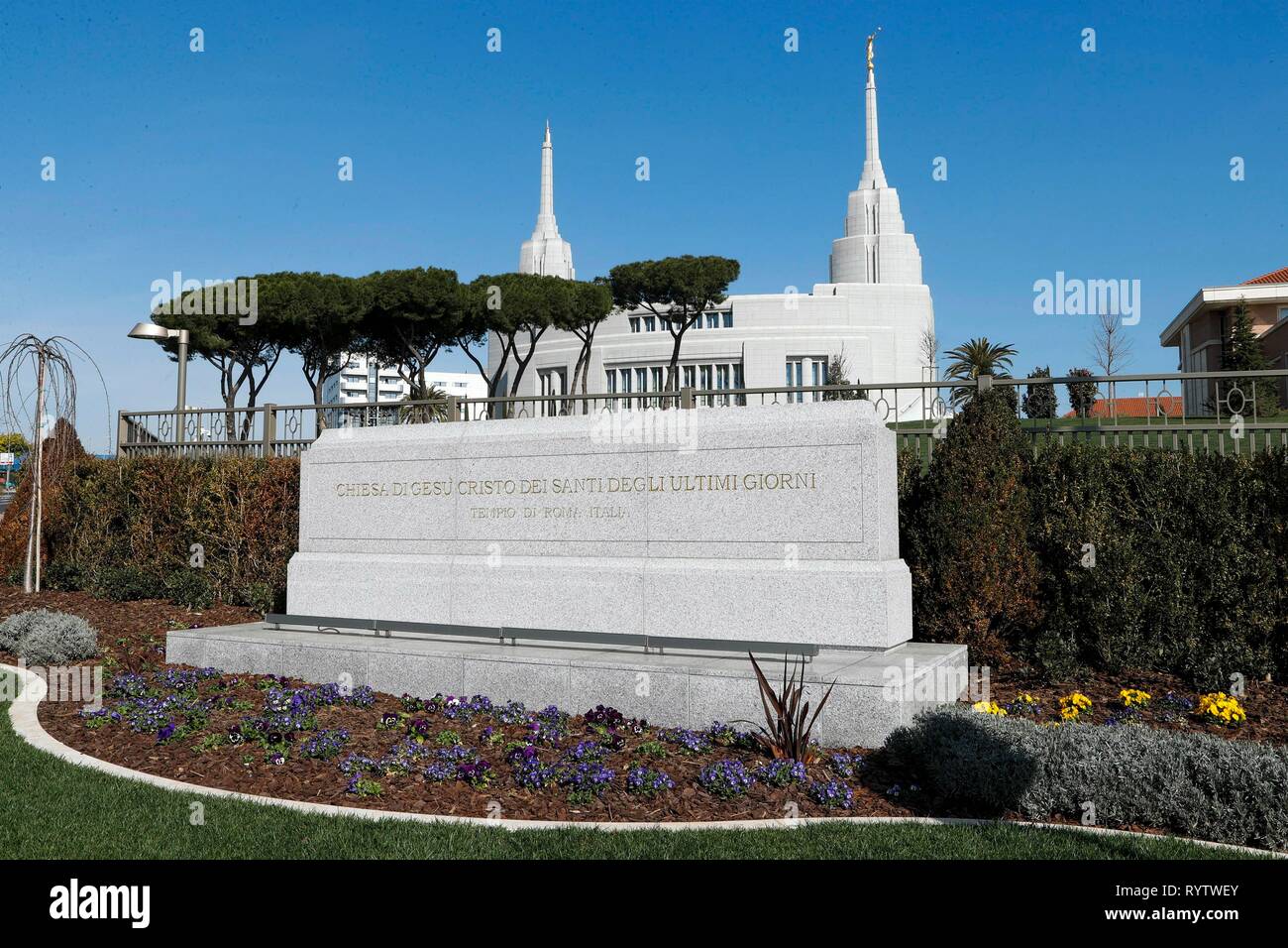 Rome mormon temple hi-res stock photography and images - Alamy