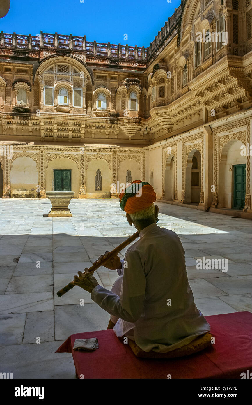 Bansoori hi-res stock photography and images - Alamy